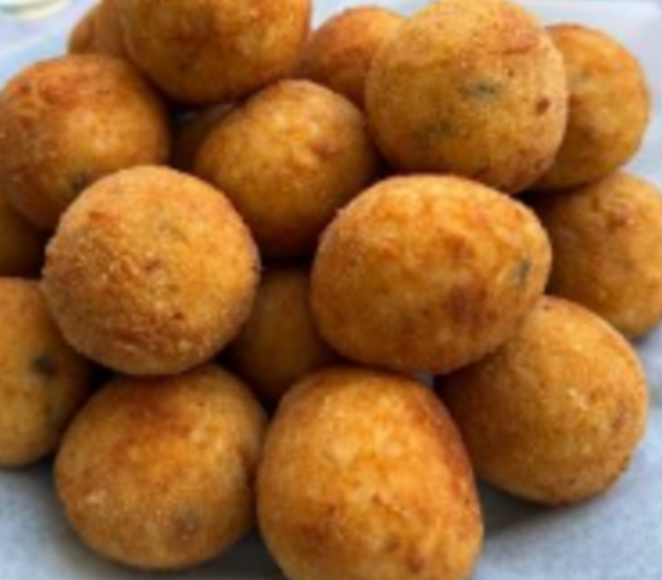 Buy Pasticceria Papa's Cocktail Chicken & Mushroom Arancini | Store to Door
